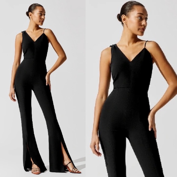 Cushnie | Pants & Jumpsuits | Cushnie Solid Black Plunging Split Flare ...
